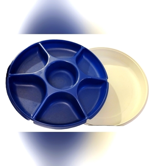Tupperware | Kitchen | Vintage Tupperware Divided Center Party Tray ...